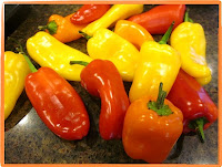 Flavia 'n Flavors: Mini pimentões coloridos recheados