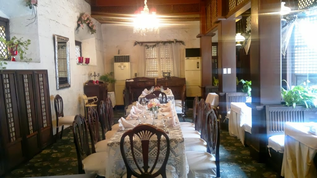 Pinay Foodie : Barbara's in Intramuros dining in old grandeur ...
