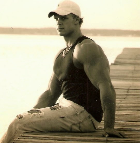 the beauty of male muscle: Steven