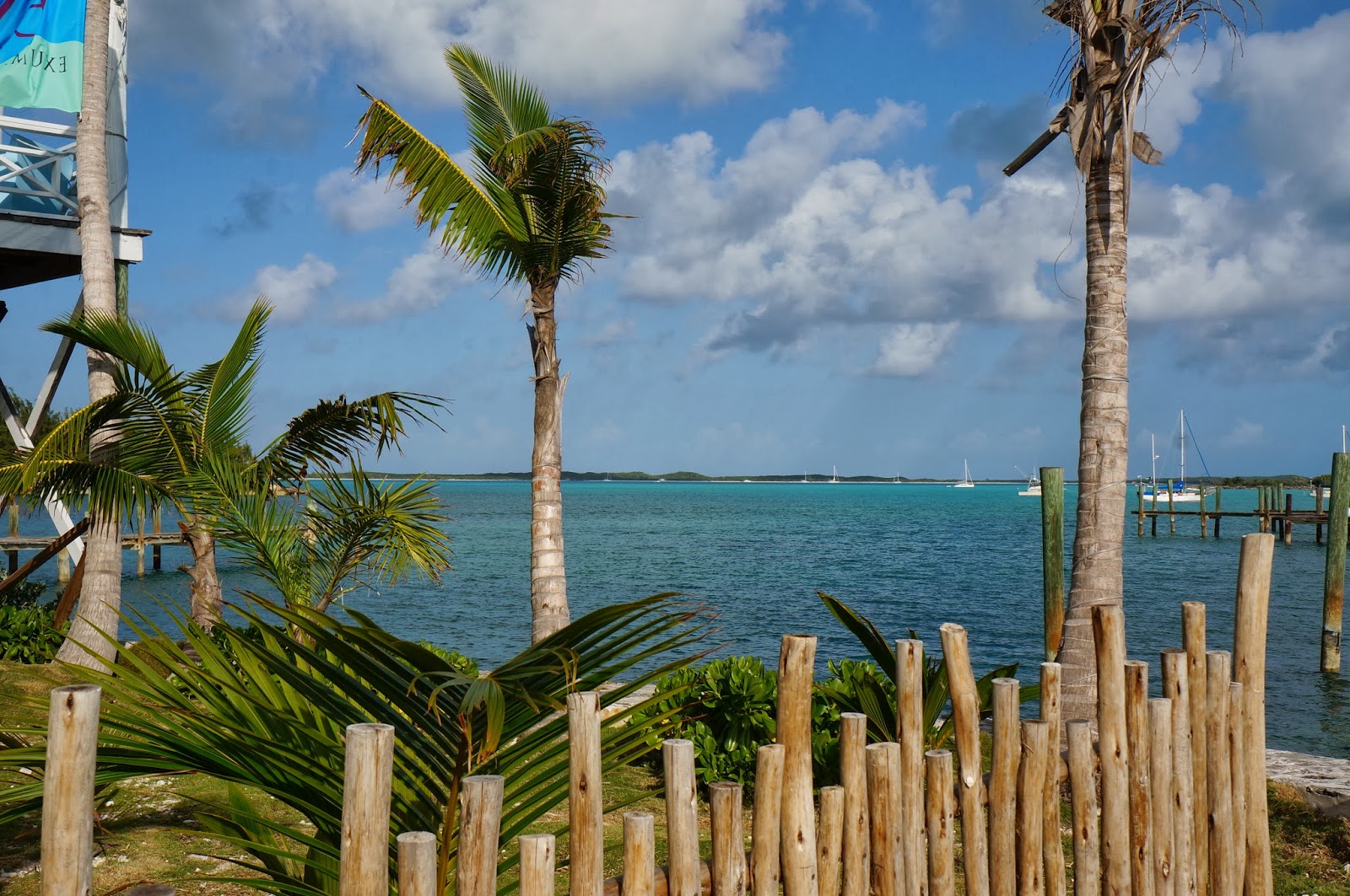 Mountains and Seashore: Vacation in Georgetown, Bahamas