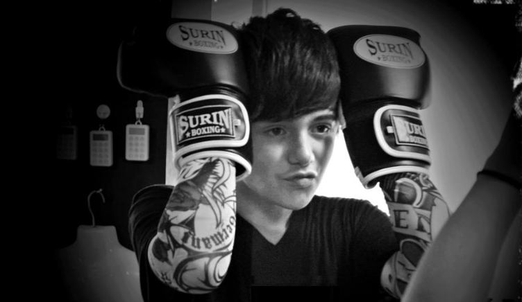 Greyson Chance Universe: PHOTOS: Greyson Chance Goes Boxing in Bangkok ...