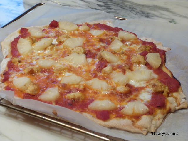 Dans la cuisine d'Hilary: Pizza hawaïenne au poulet et à l'ananas ...