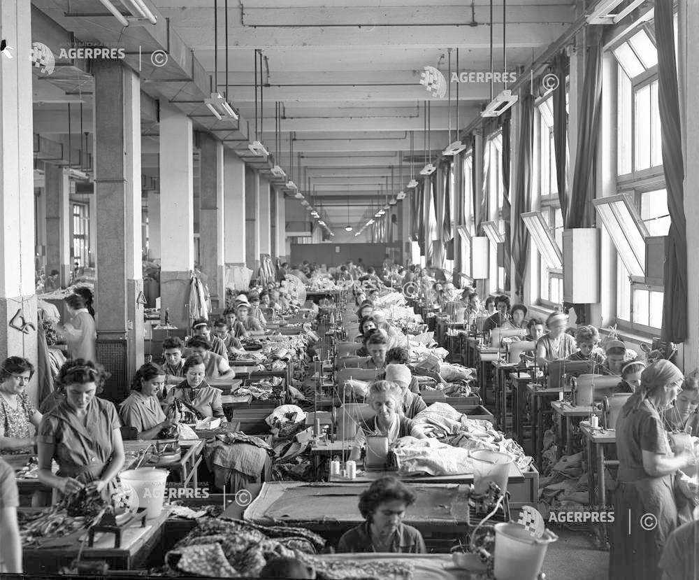 locuri în Bucureşti...: APACA, 1 mai 1948