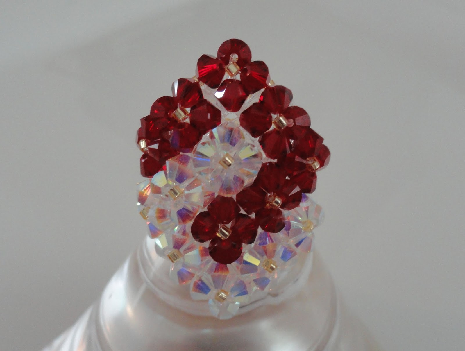 Perles and Pinpin : Bague 2 C entrelacés rouge et blanche en perles de ...