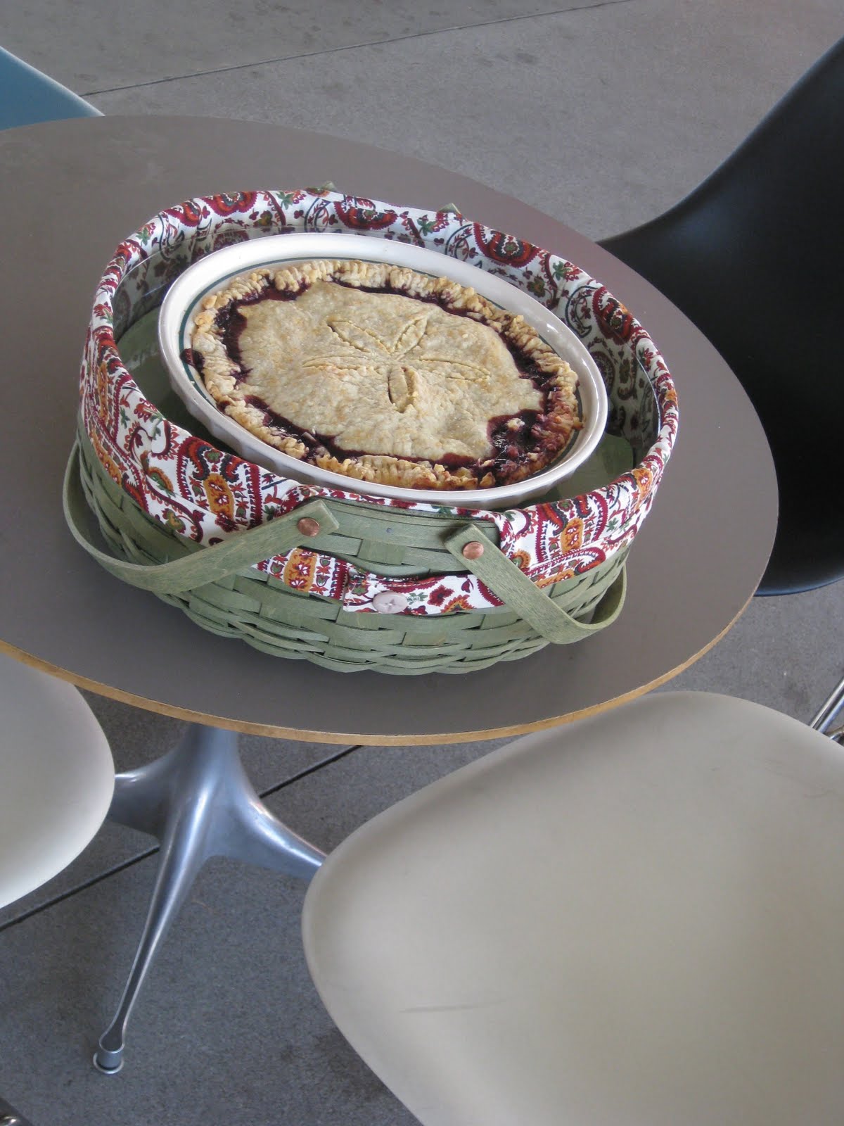 Within My Means: KCRW's 3rd Annual Good Food Pie Contest 2011 at LACMA