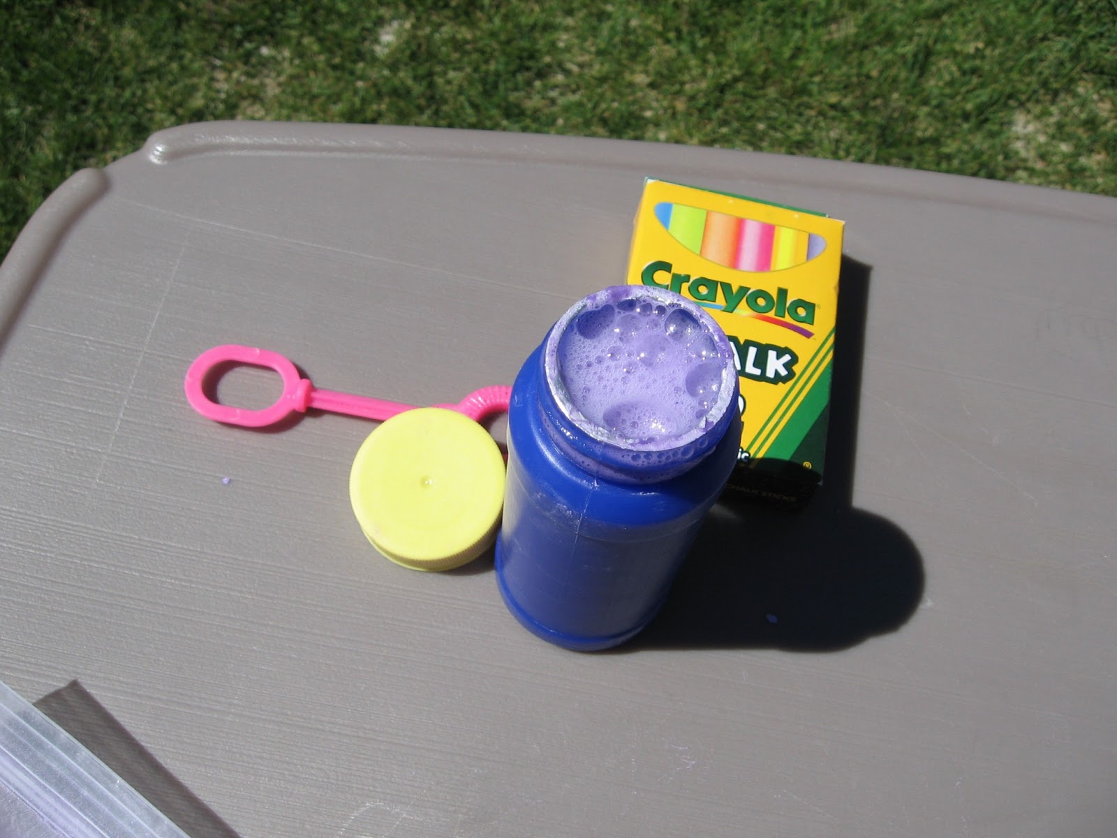 Almost Unschoolers: Summer Fun Day 16 - Bubble Chalk