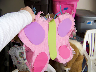 It's Makeable: How to have a Butterfly Party (Butterfly Pinata)