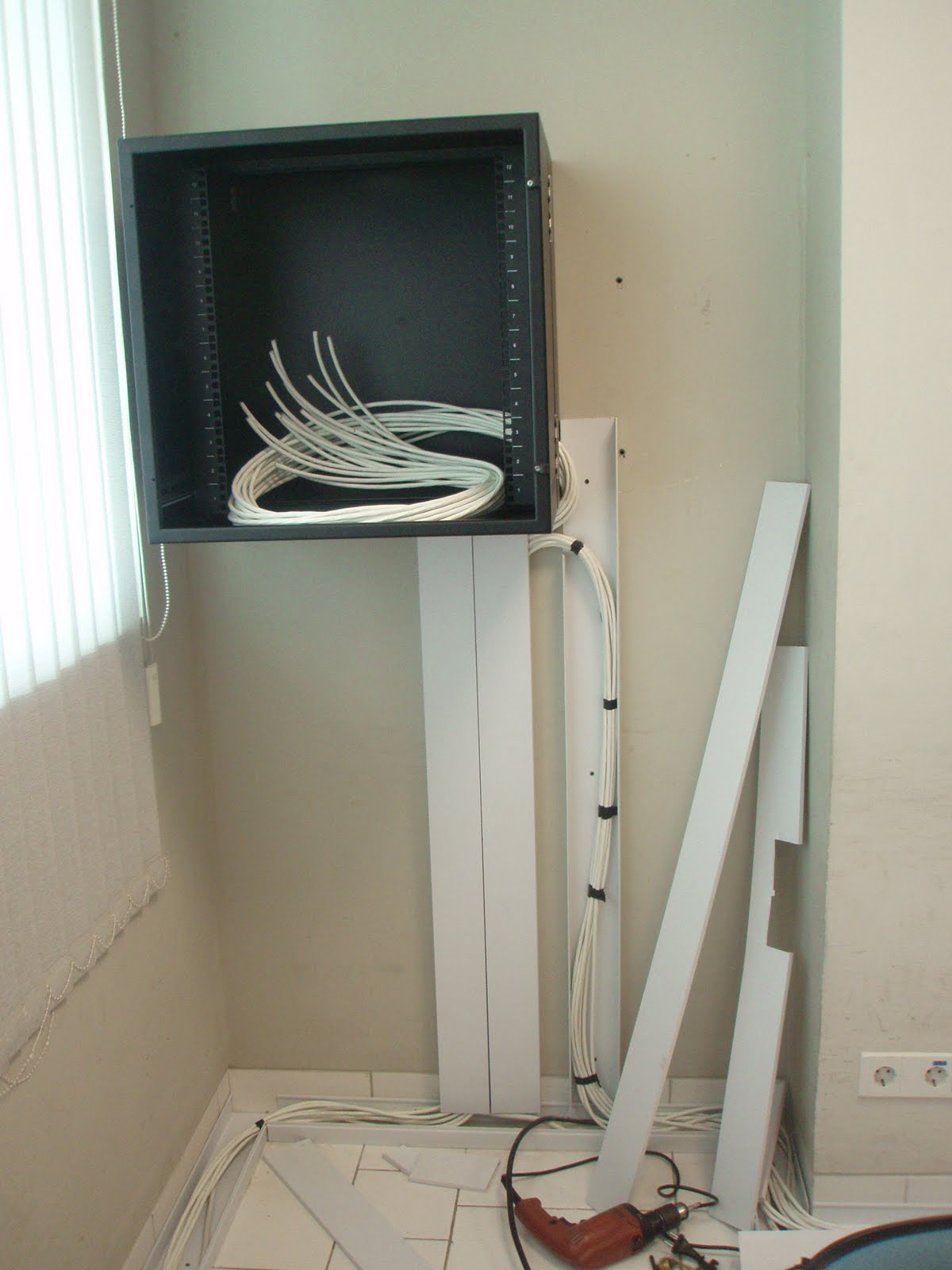 SGU NEW Multi Purpose Computer Lab: Day 18 - 23 - Network Cable ...