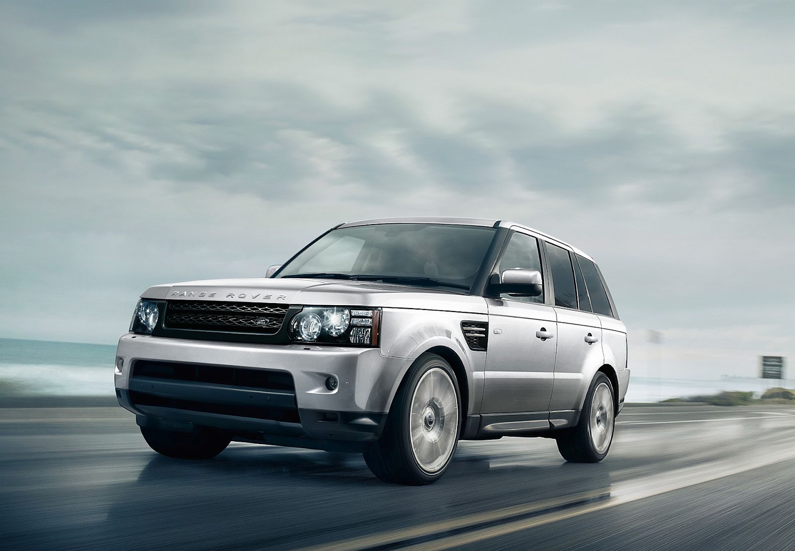 RANGE ROVER SPORT RED LIMITED EDITION ANNOUNCED - Awesome Cars: RANGE ...