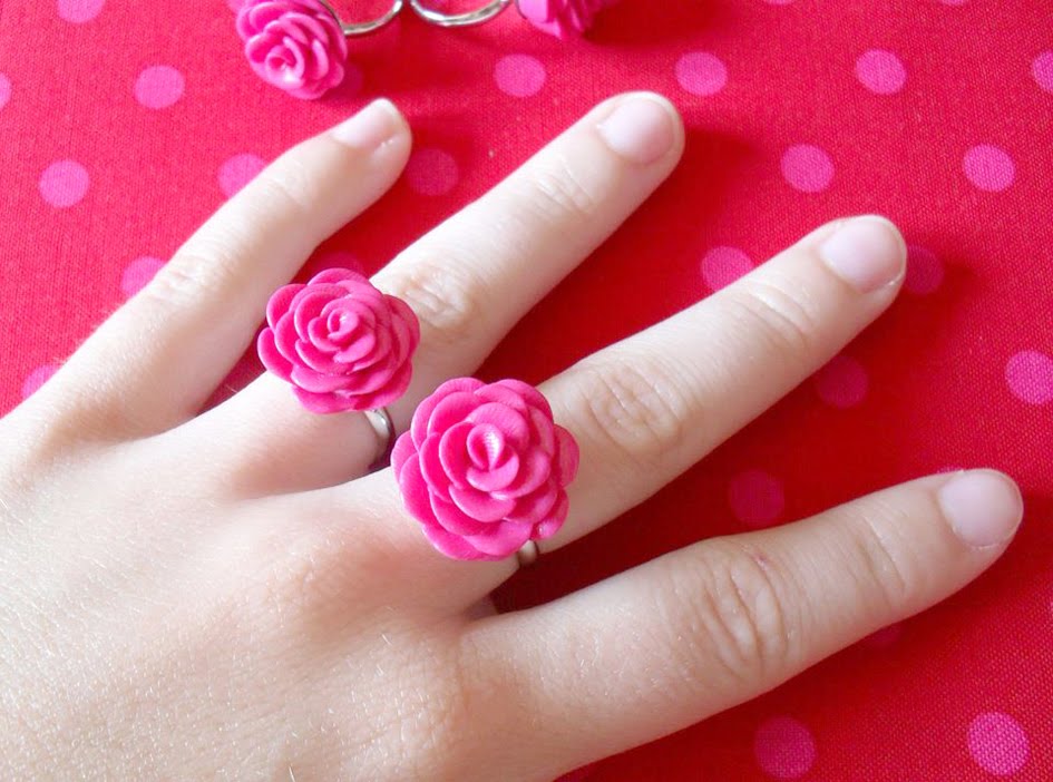 I am limited edition: Des roses en pâte Fimo