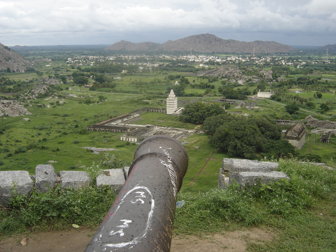 Tamilnadu Tourism: Gingee Fort, Gingee (Senji)