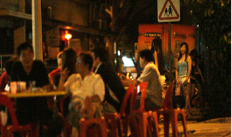 Under The Angsana Tree: Geylang Isn’t What It Used to Be