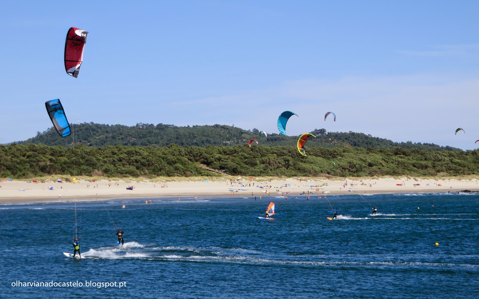 Praia do Cabedelo, ideal para a prática de desportos náuticos