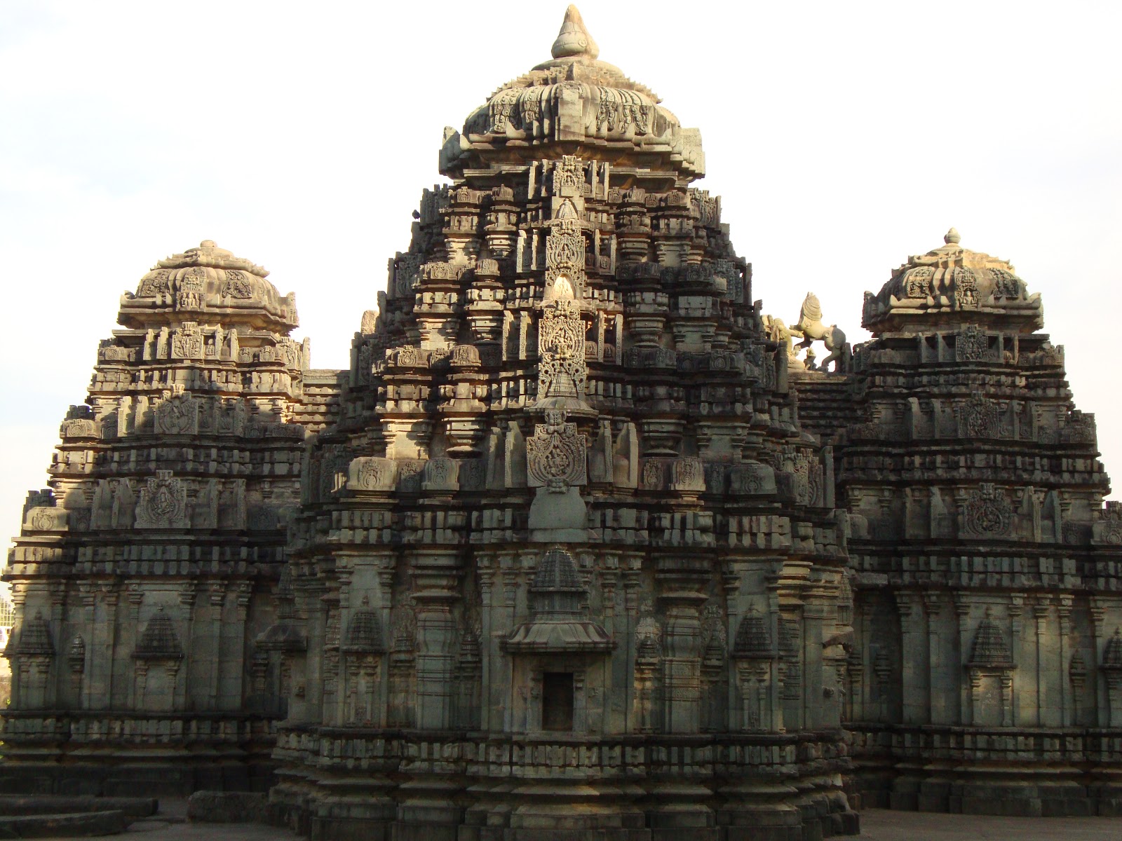 Temples of Hoysalas : Balligavi:Kedareshvara temple
