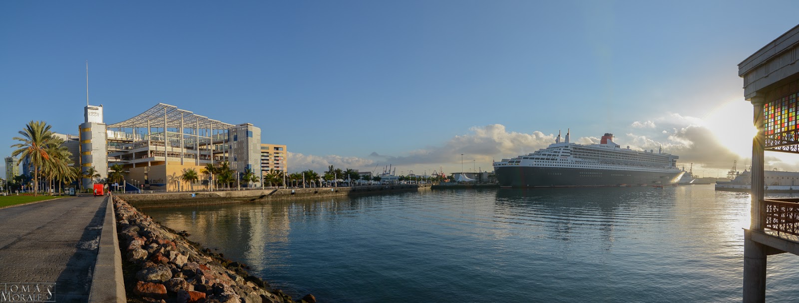 Queen Mary 2 y el CC El Muelle