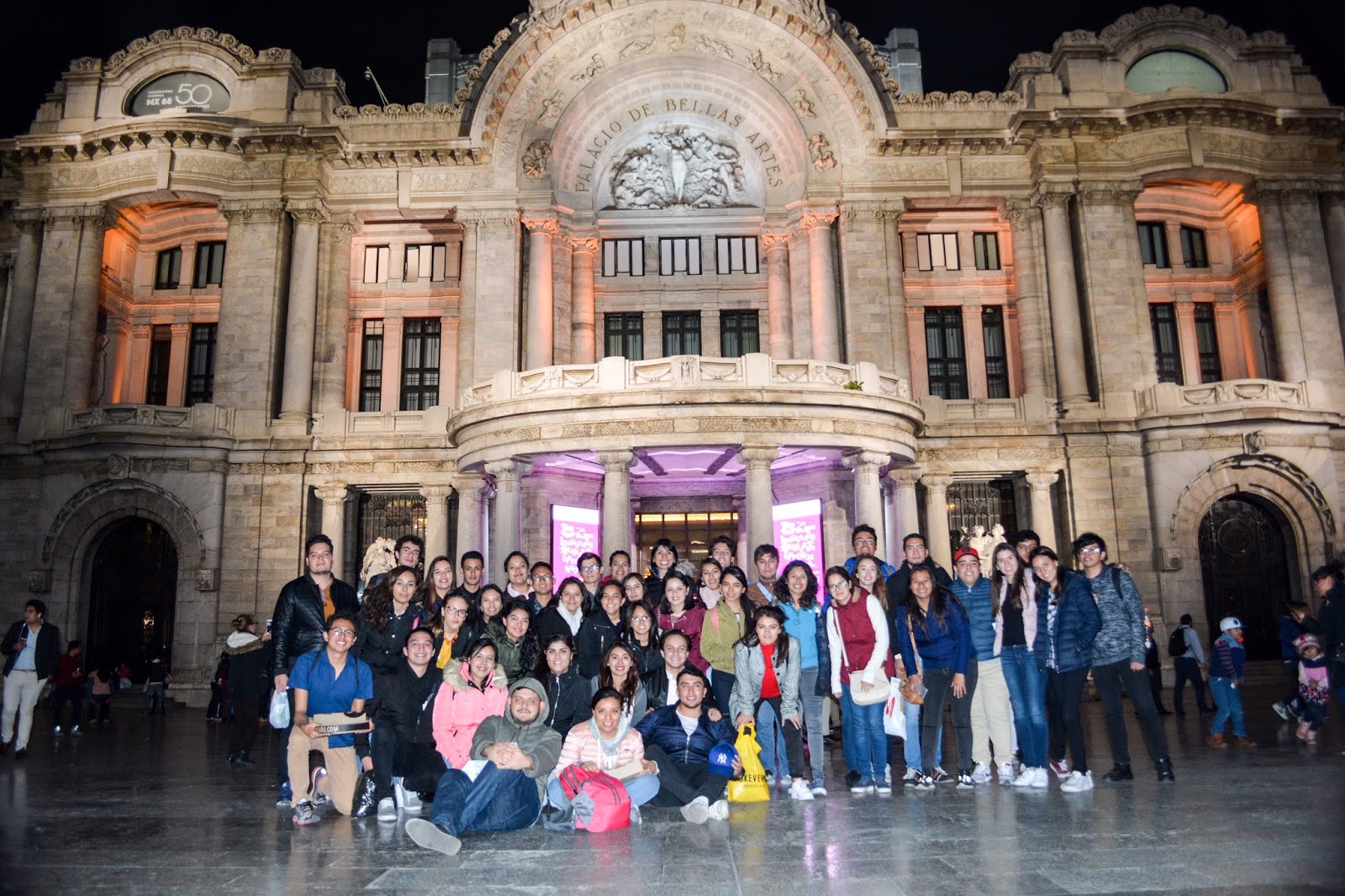 Social Media Potosí: Alumnos de la UASLP visitan Ciudad de México