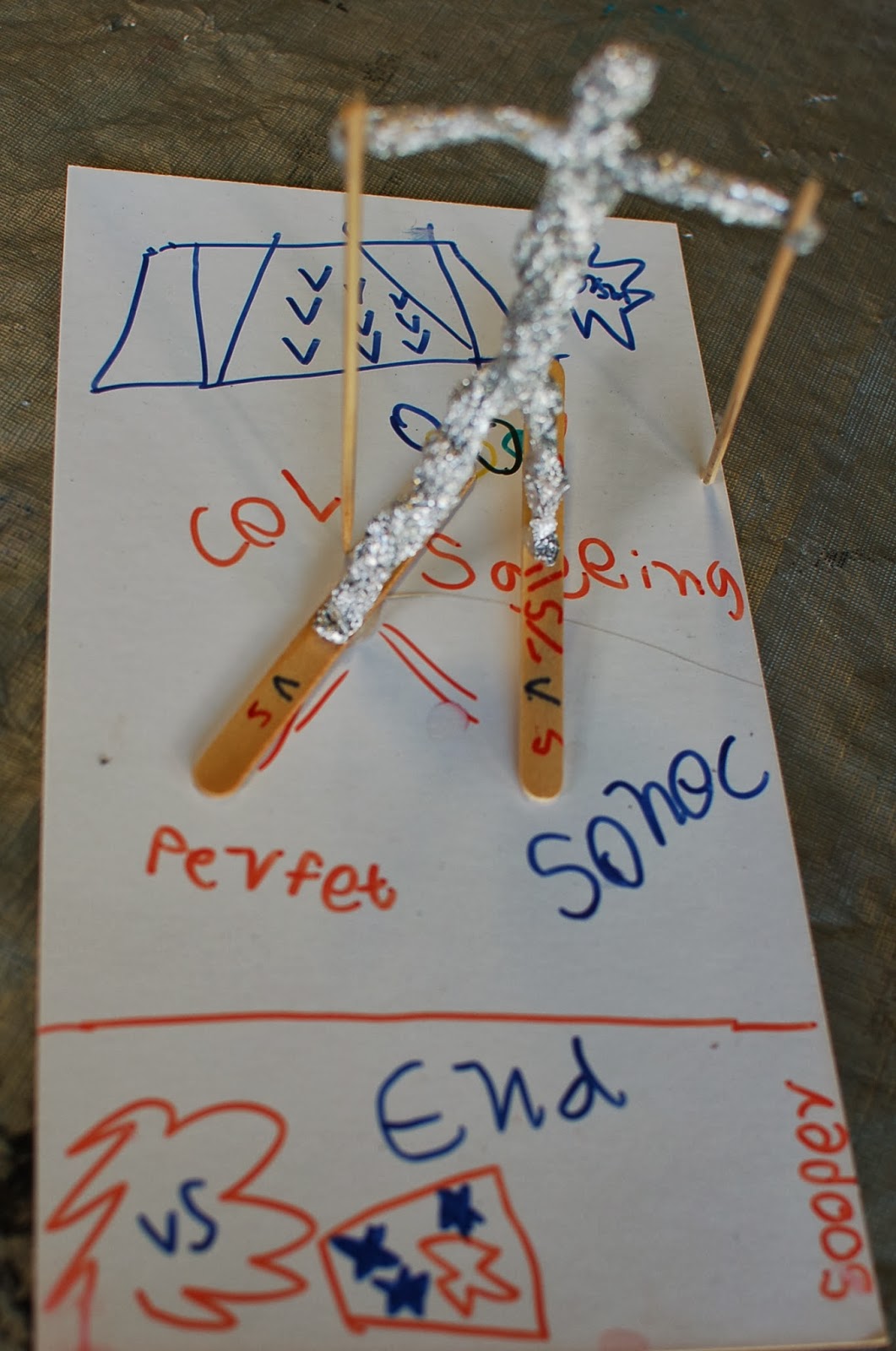 Sunnyside Art House: Winter Olympics Lesson - Part One (Tin Foil Trophies)