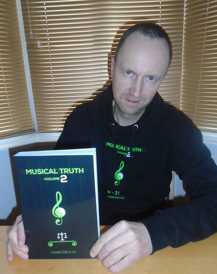 HPANWO Voice: Mark Devlin at Dreaming Saucers