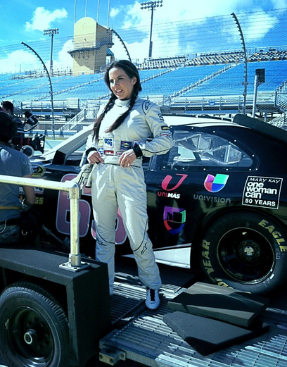 MasQueTelenovelas: Kate del Castillo protagonizará webnovela con Ponce