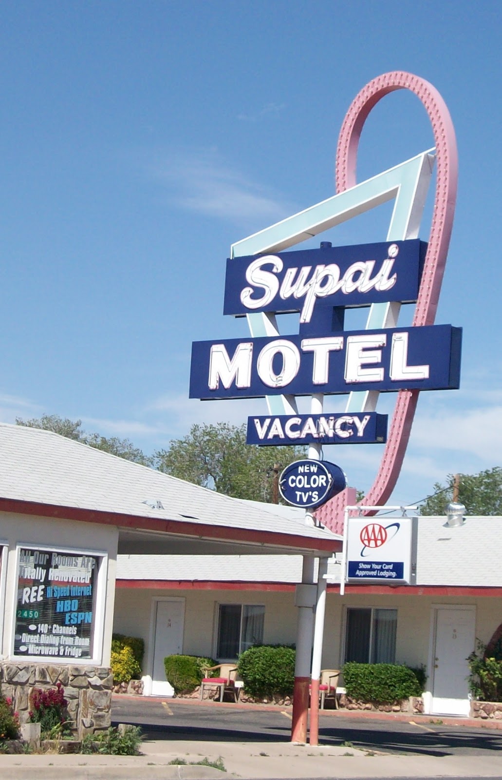 wacky tacky: Signs of the Times: A Road Trip Retrospective