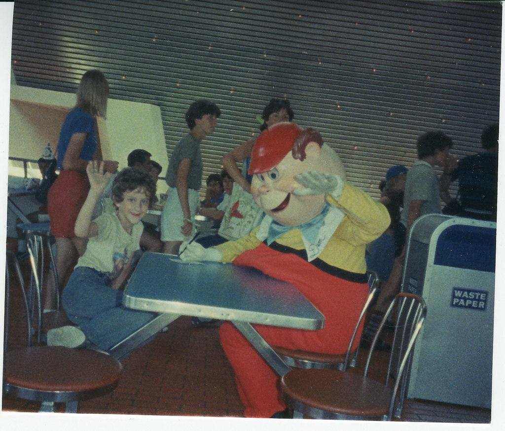 Dustin Diamond's Childhood and Family Memories: More Pictures of Dustin ...