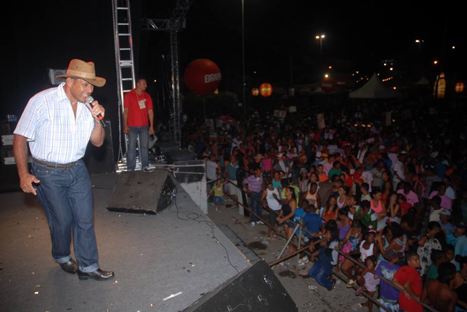 CANTOR REGINALDO SANTOS: IMAGENS