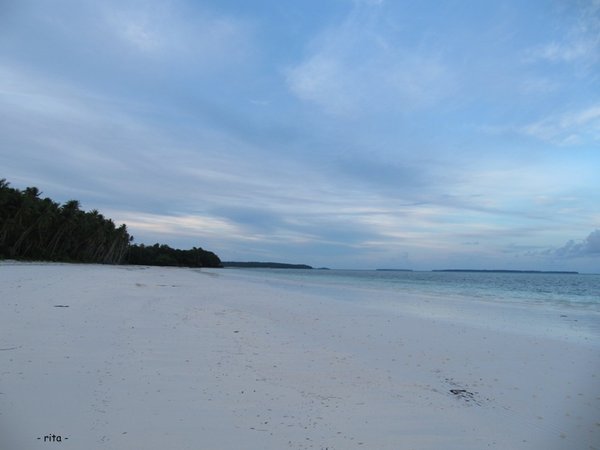 traveling.. food for my soul: Ngur Bloat & Ohoidertawun, Kei Islands ...