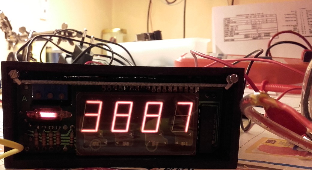 IK1ZYW Labs: Light (and numbers) from the Gralex Panel Meter