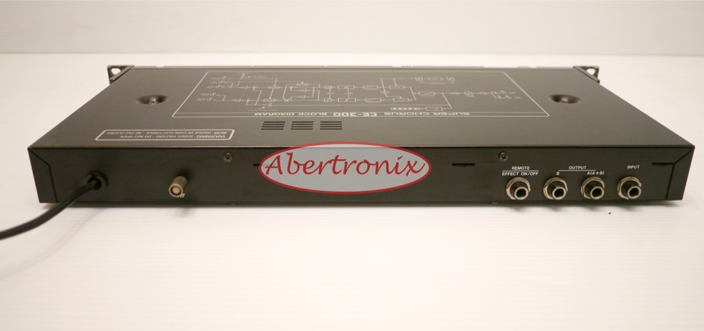 MATRIXSYNTH: Roland BOSS CE-300 Super Chorus (Stereo analog)