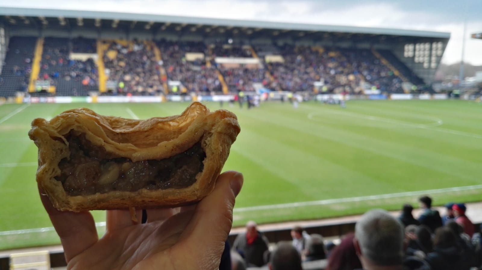 Pierate - Pie Reviews: Football Pie: Nott a Bad Effort