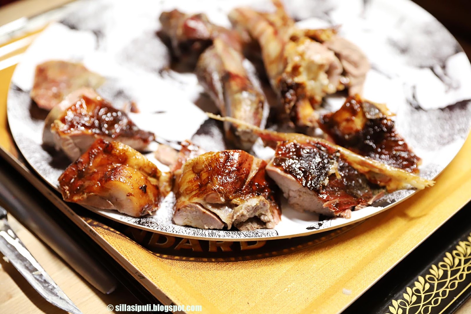 SILLÄ SIPULI: Kokonaisena varrastettu karitsa - loistava juhlaruoka