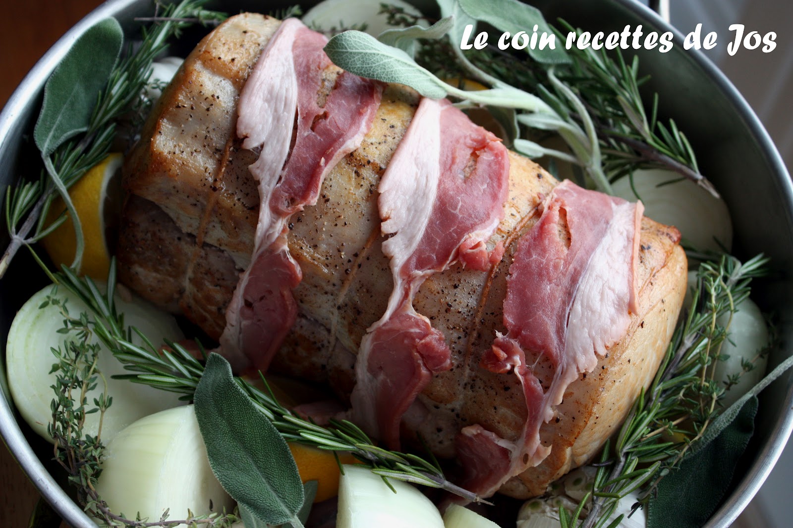 Le coin recettes de Jos: LONGE DE PORC, SAUCE À L'ÉRABLE ET AUX POIRES