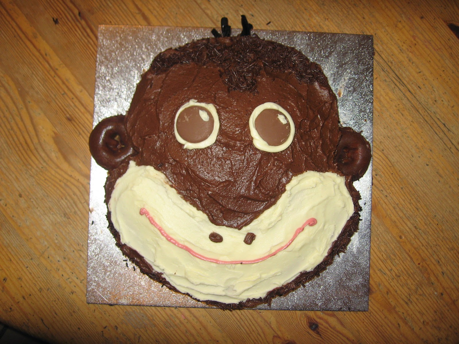 Kate's blog (Reading & Eating): Monkey Cake