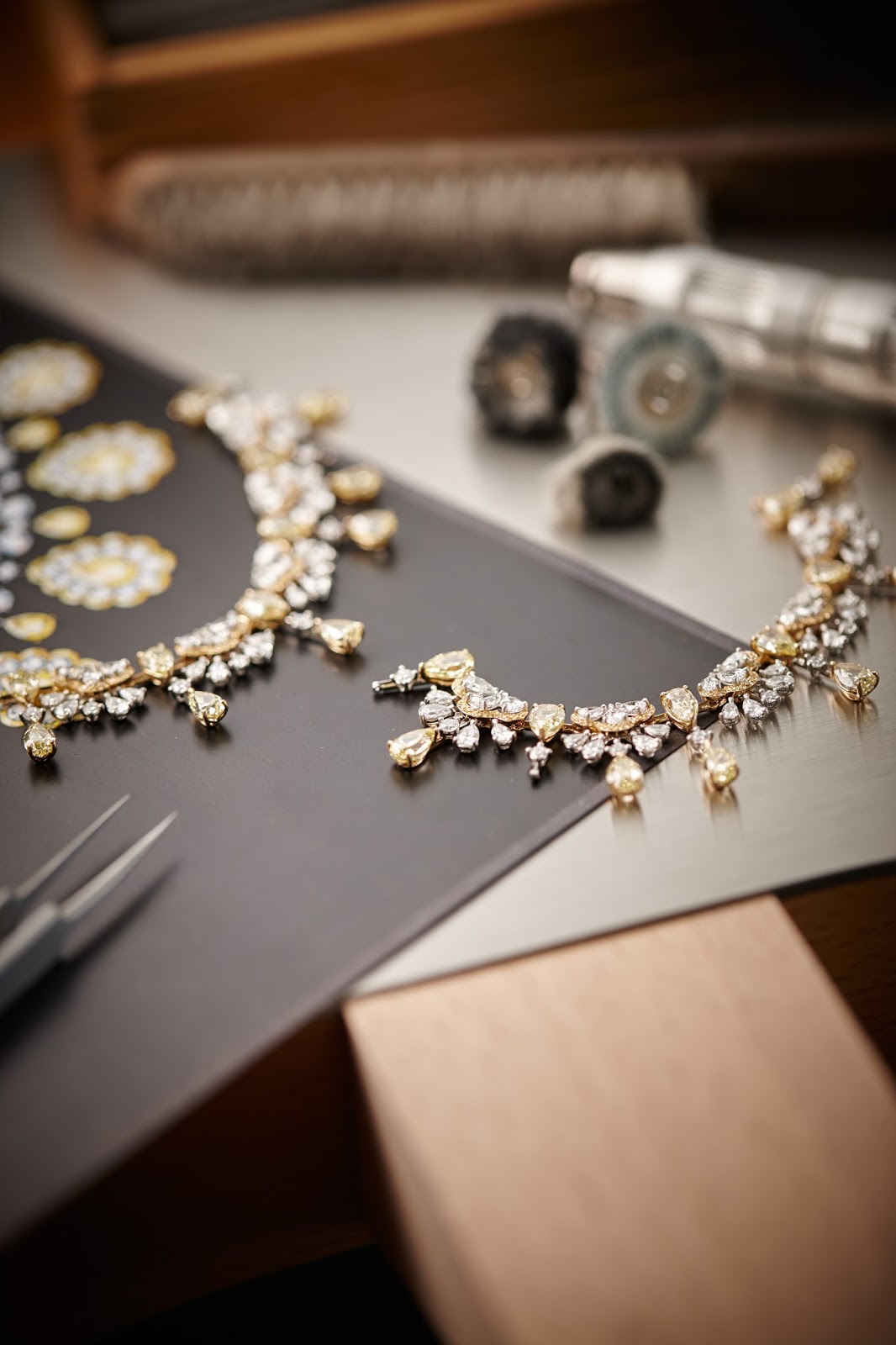 Kee Hua Chee Live!: CHOPARD REVEALS ITS RED CARPET AND GREEN CARPET ...