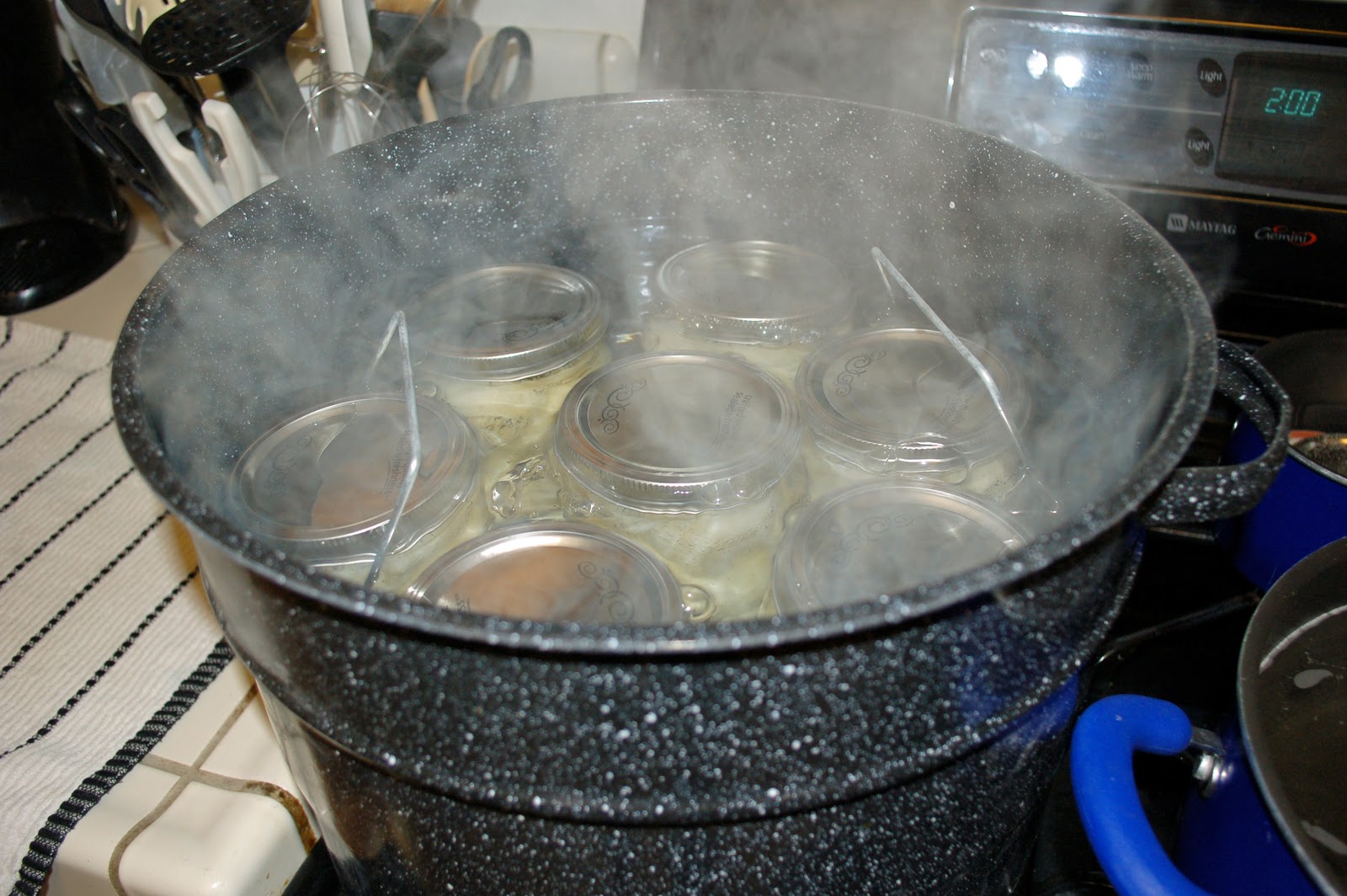 Boiling Water Bath Pears