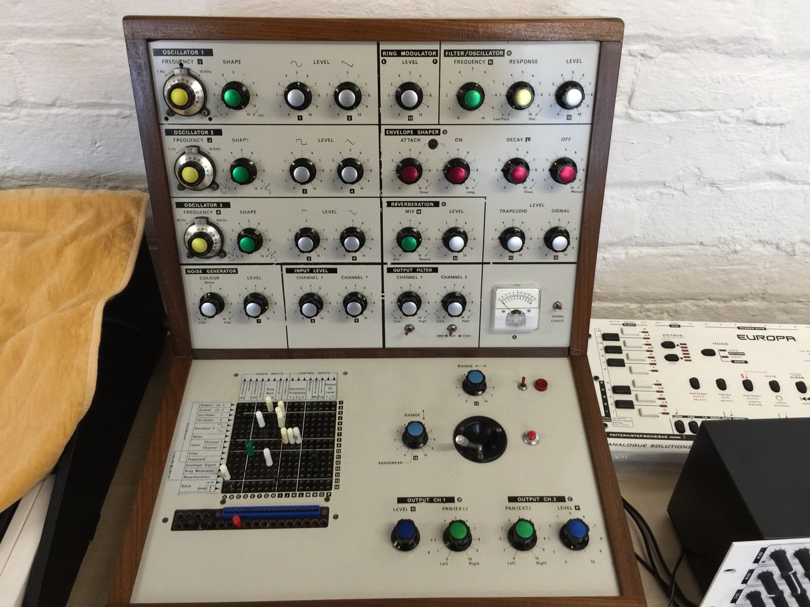 MATRIXSYNTH: 1970s EMS VCS3 Analogue Pin Matrix Synth