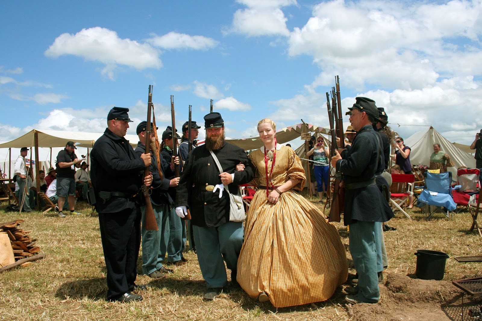 Photolife of the... Professional?: A Civil War Wedding