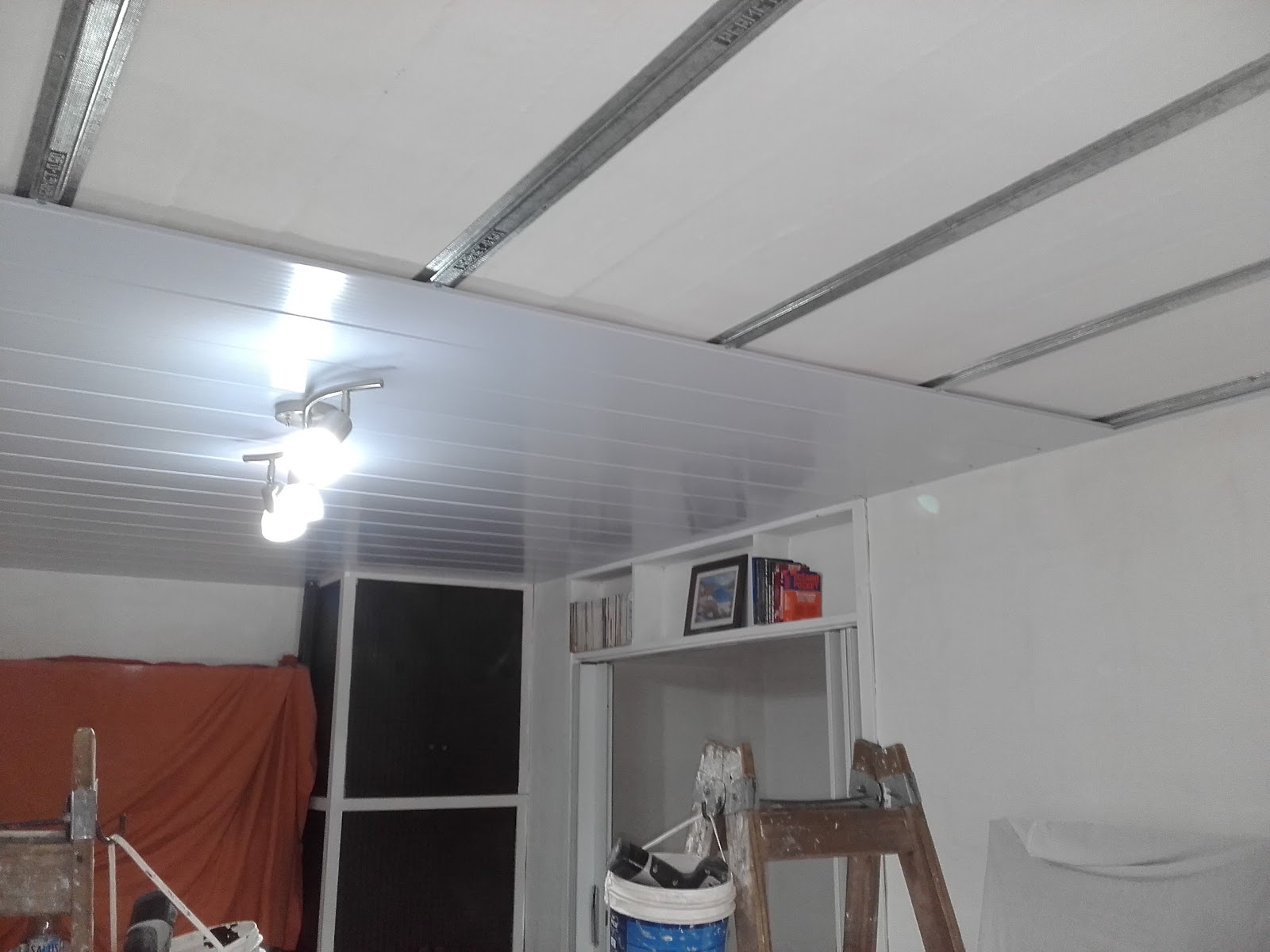 Cielorrasos en PVC - Uruguay: Nuevo diseño de tabla de PVC blanco para ...