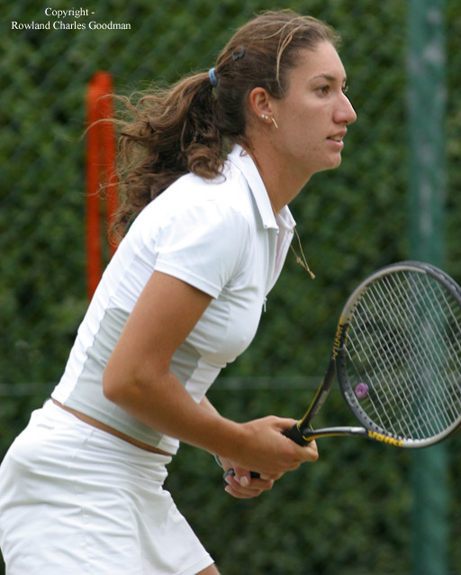 Maria Fernanda Alves Bio,Profile & Images 2011 | Sports Mania