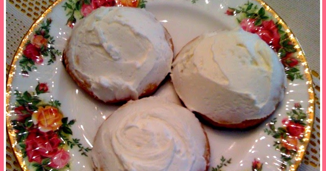 Sweet Tea and Cornbread: Southern Tea Cakes!