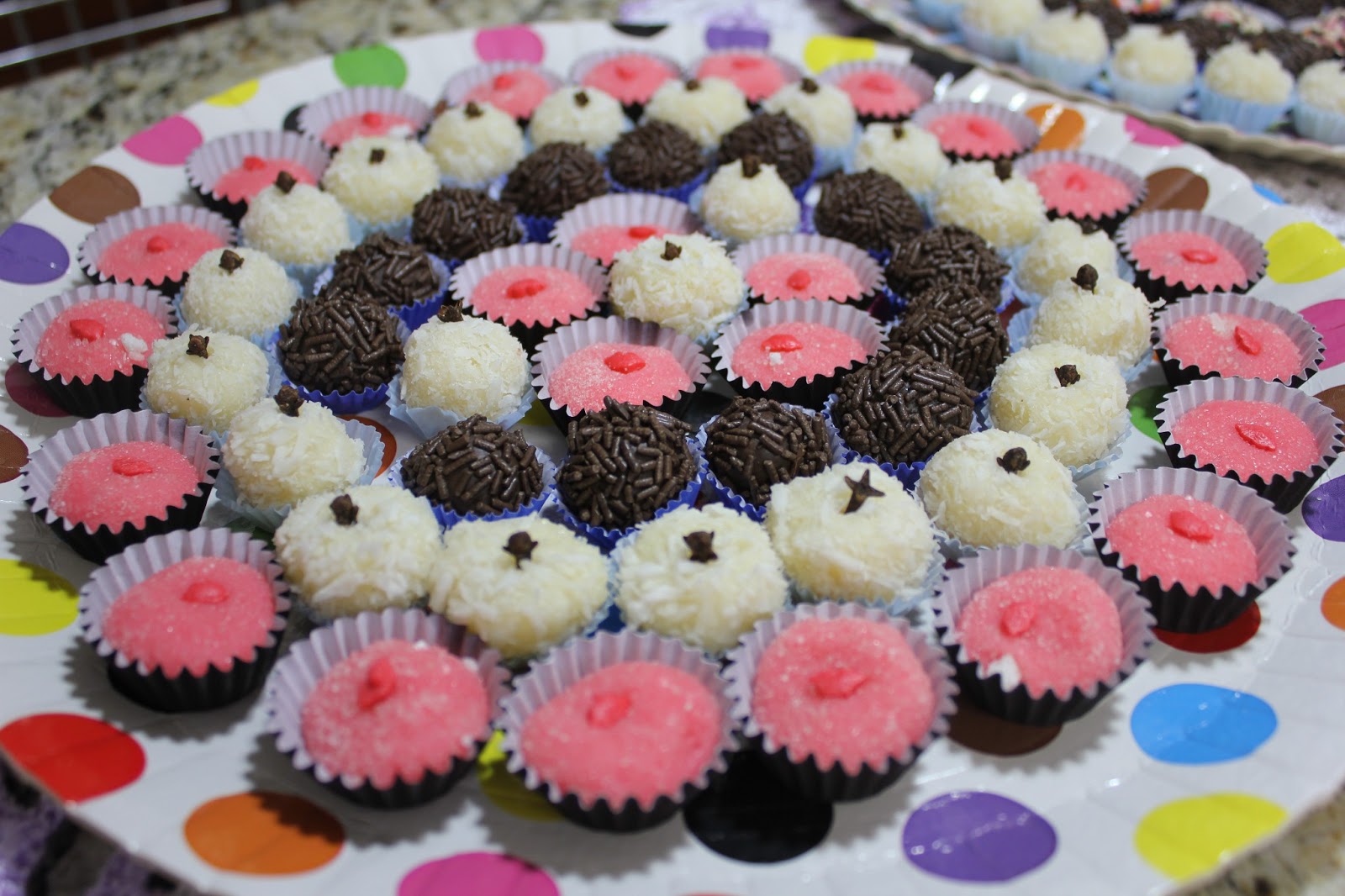 Blog P'tit Fouet: Bicho de Pé e Beijinho