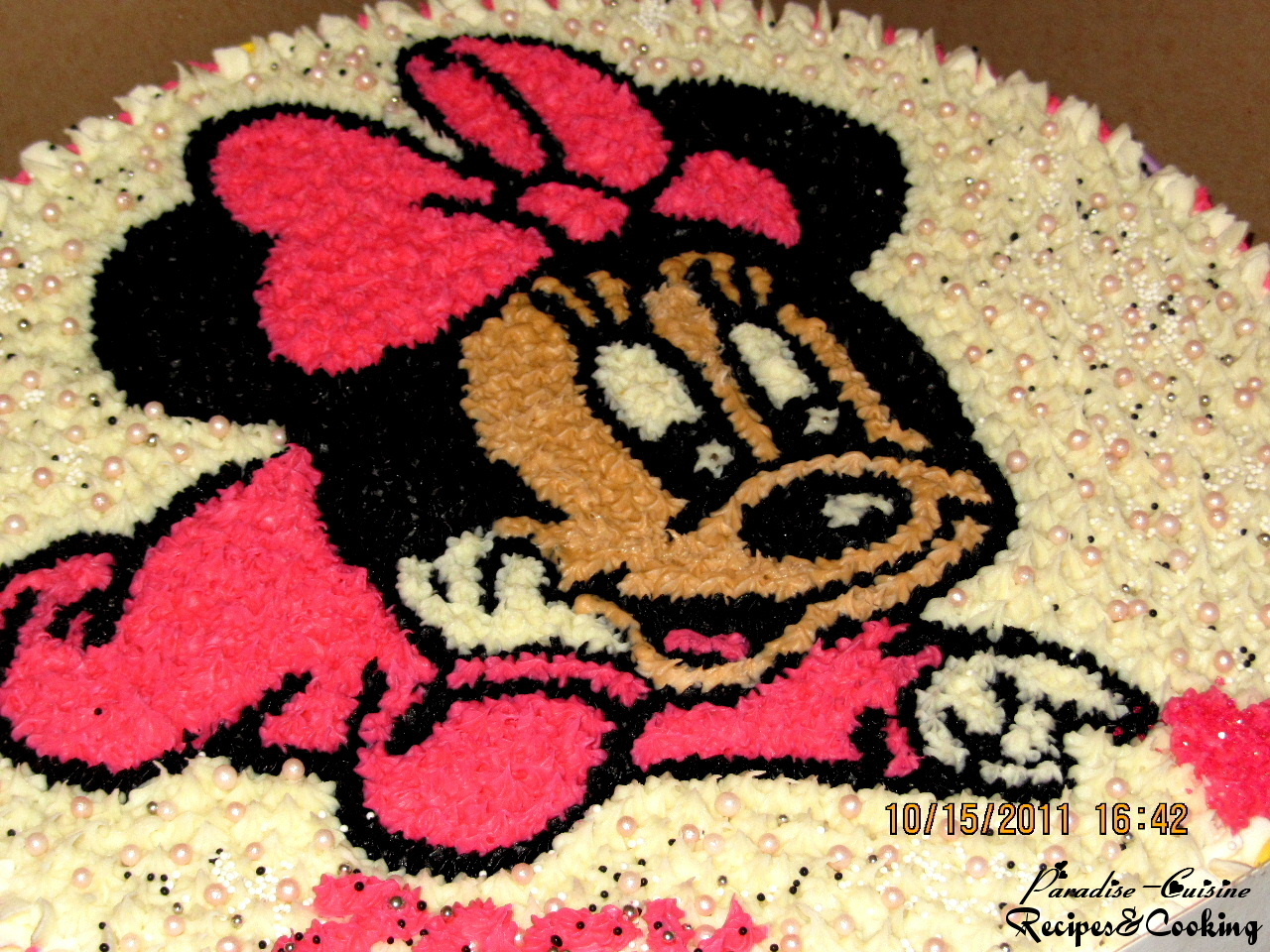 Paradise-Cuisine , Recipes &Cooking: Minnie Mouse Cake--Tort Minnie Mouse