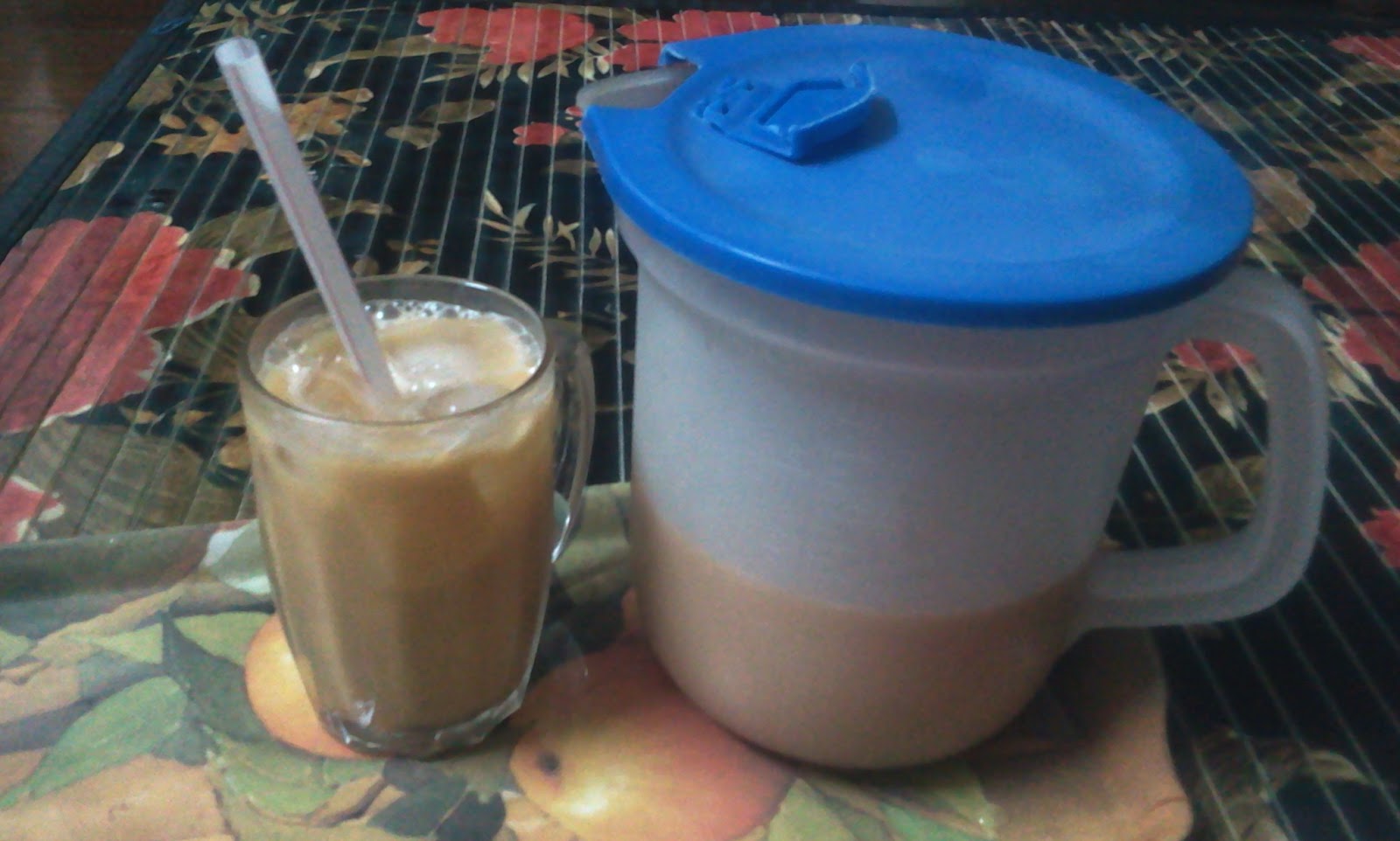 Kaki Berjalan, Mata Memandang, Jari Menaip: Worldless Wednesday- Teh Beng