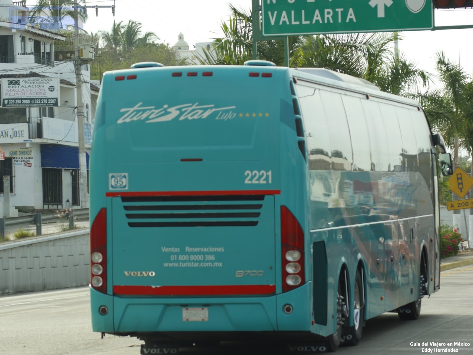 Se va ETN / Turistar Lujo de Baja California