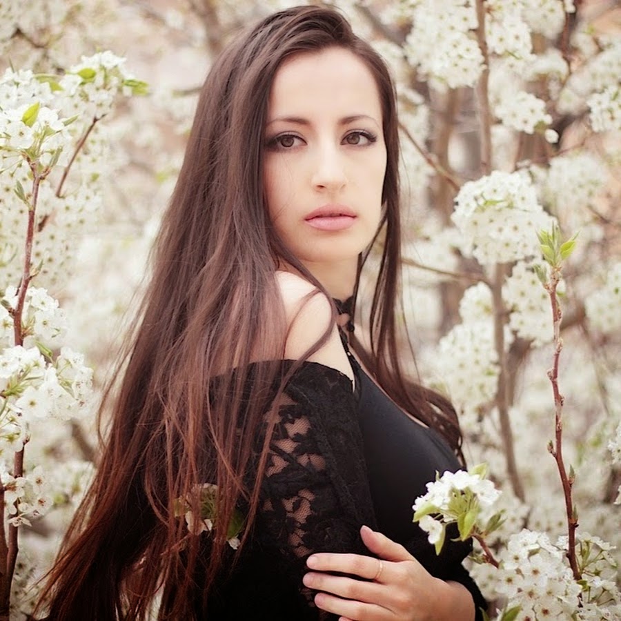 Aquamarine art blog: Lena Danya | Lightness