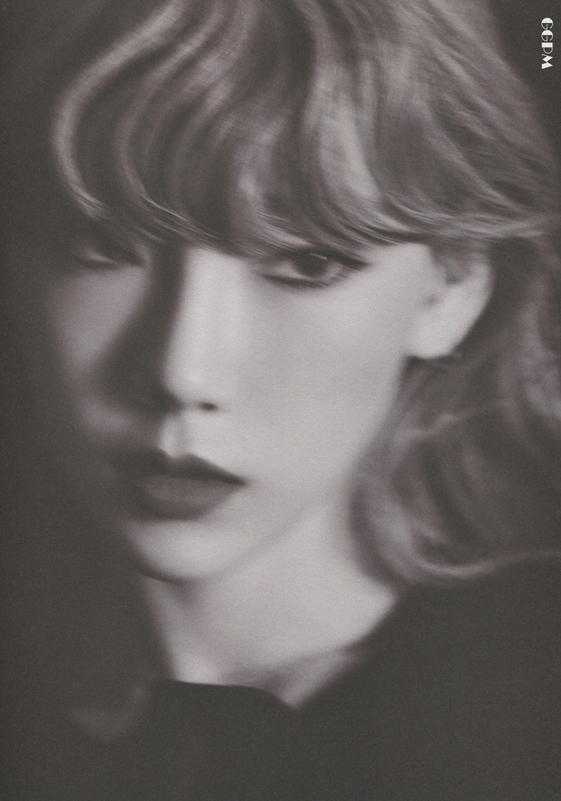 TAEYEON The 2nd ALBUM 'PURPOSE' (Deluxe Edition) BOOKLET #7 | GGPM