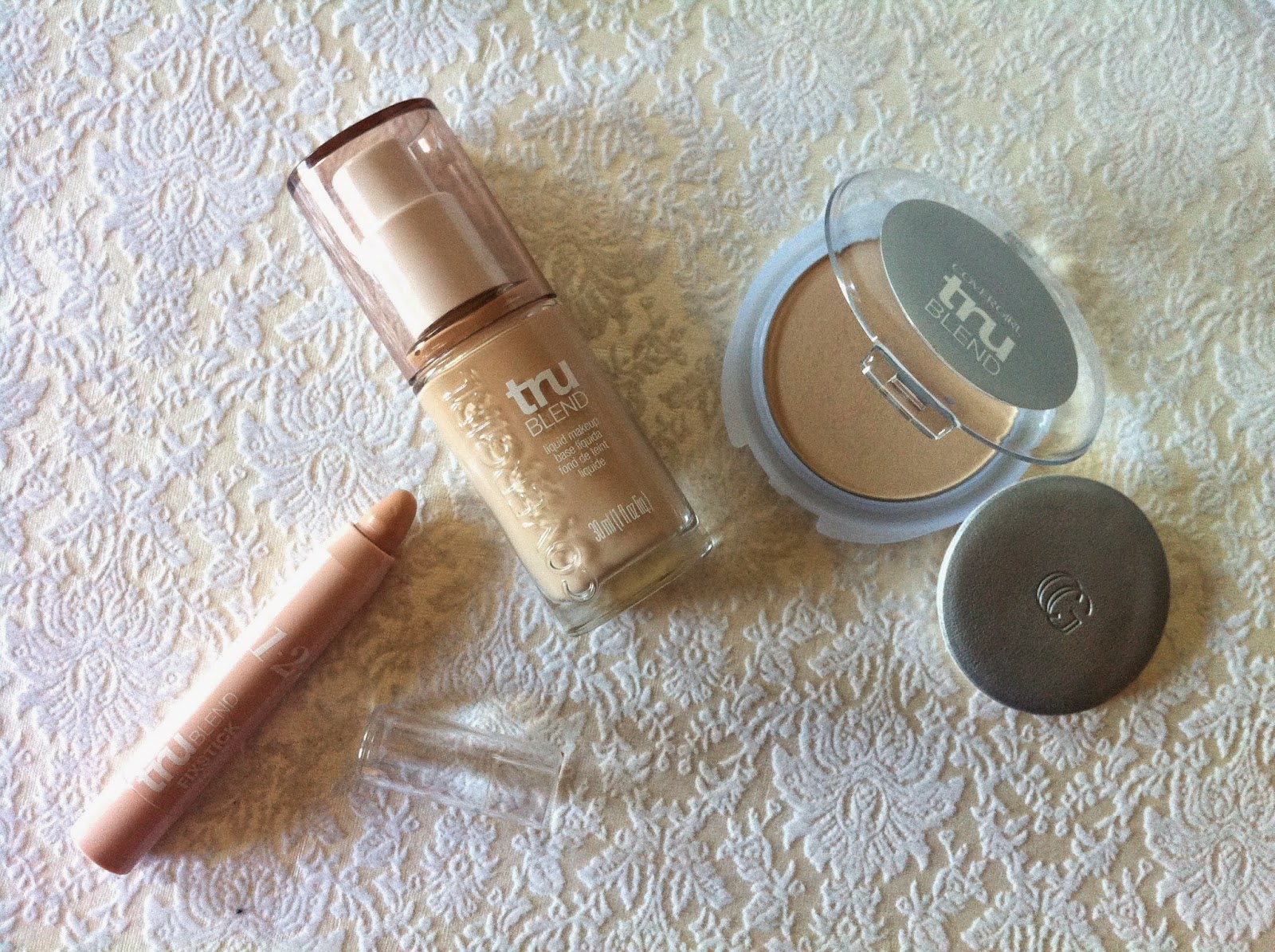 The Beauty Vine: Covergirl TruBLEND Foundation, Concealer and Pressed ...