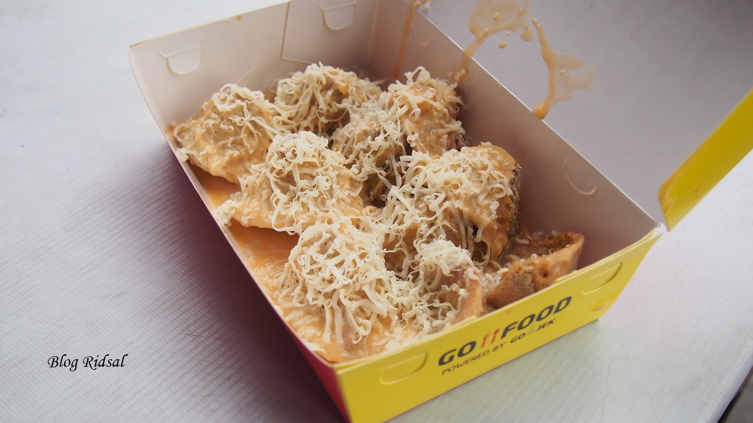 Tahu Walik Sarjana: Enaknya yang Sudah Sarjana - Blog Ridsal