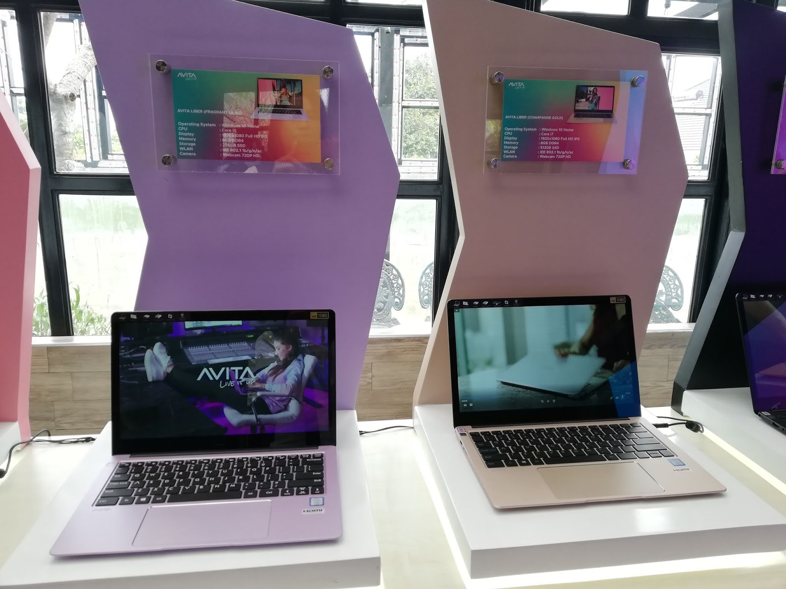 Incar Entry Level, Laptop 2-in-1 Avita Magus 12,2” Tawarkan Desain Ceria