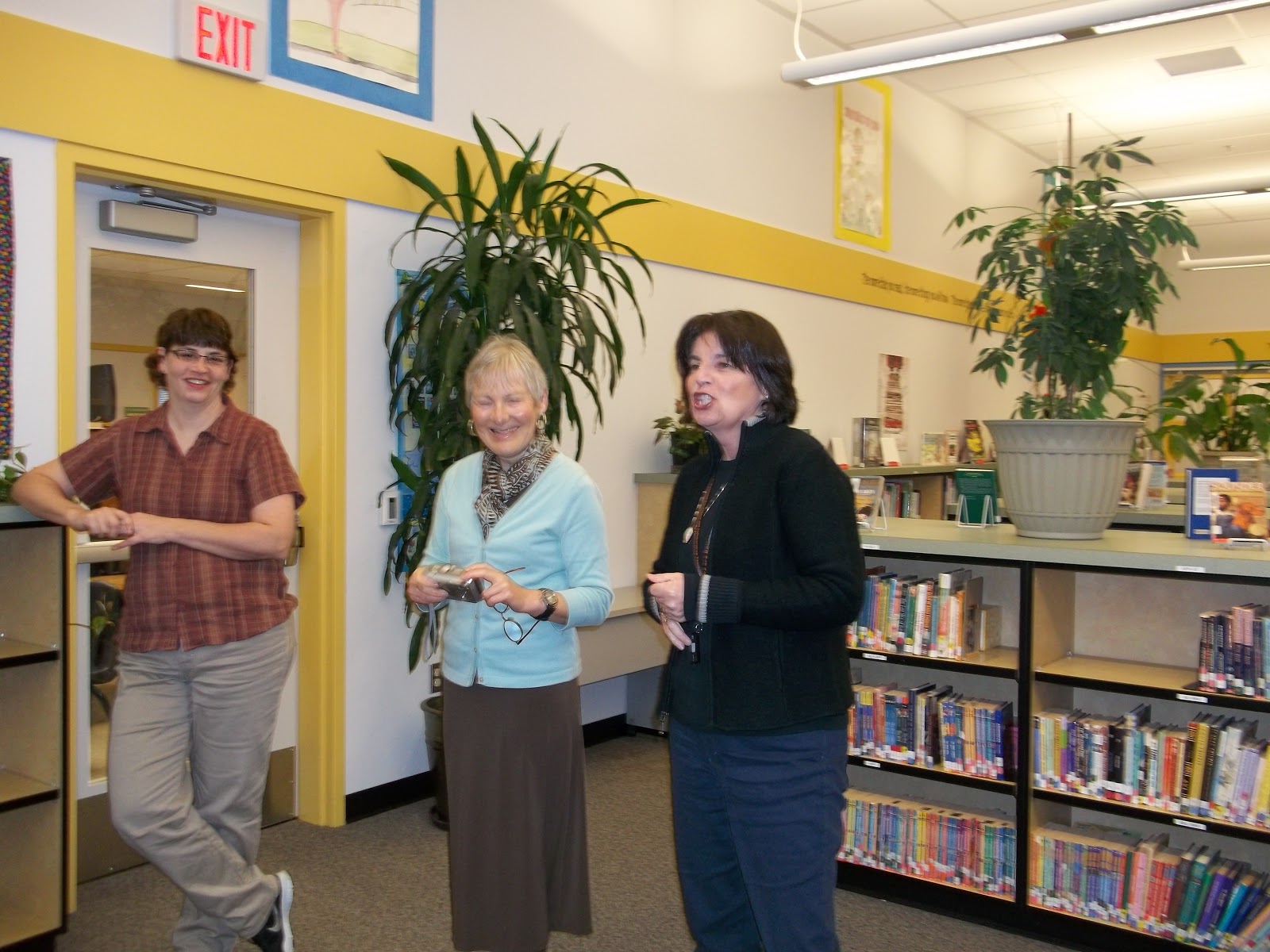 Rainier Lions Club: Dictionaries Delivered to Third Graders in Rainier